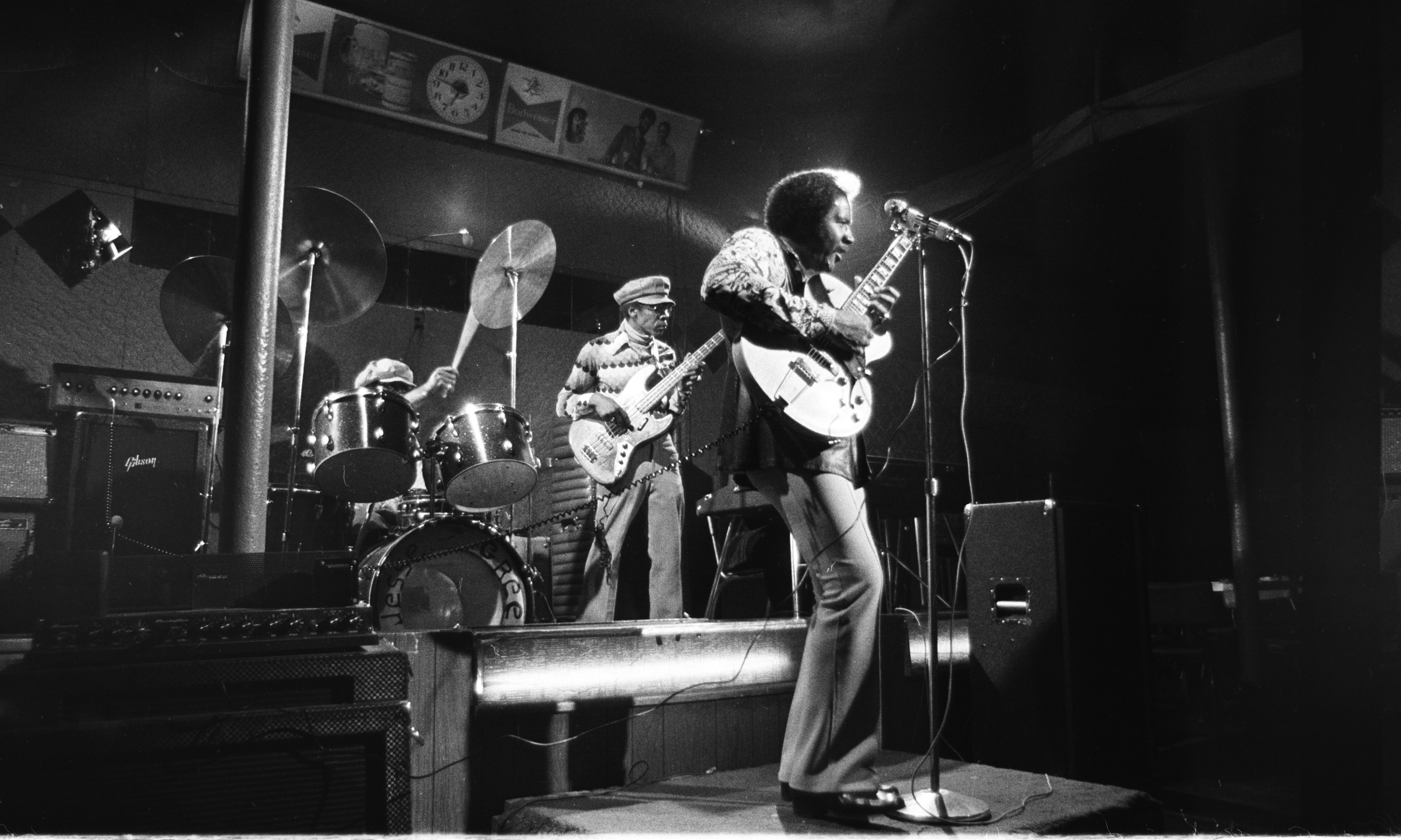 Bob Stroger Photo Tribute | Bob Corritore - Official Website