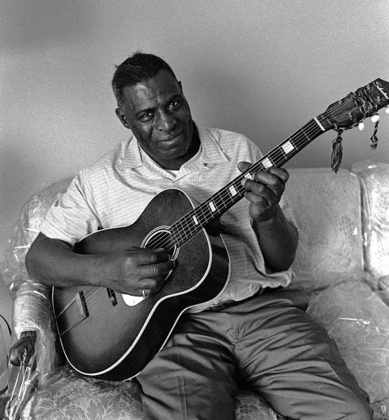 Howlin’ Wolf Photo Page | Bob Corritore - Official Website